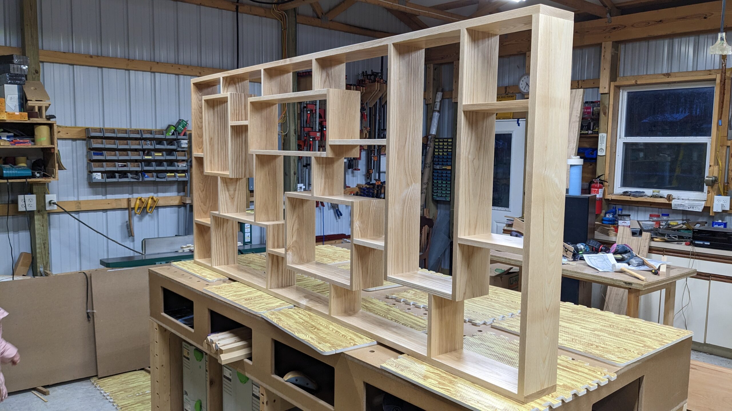 Ash Room Divider | Turtle and Chicken